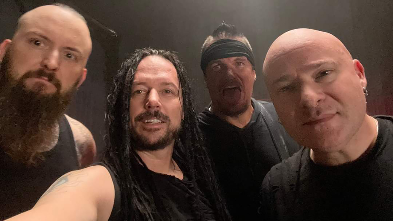 Их тяжело удержать: вышел новый трек Unstoppable от металистов ...