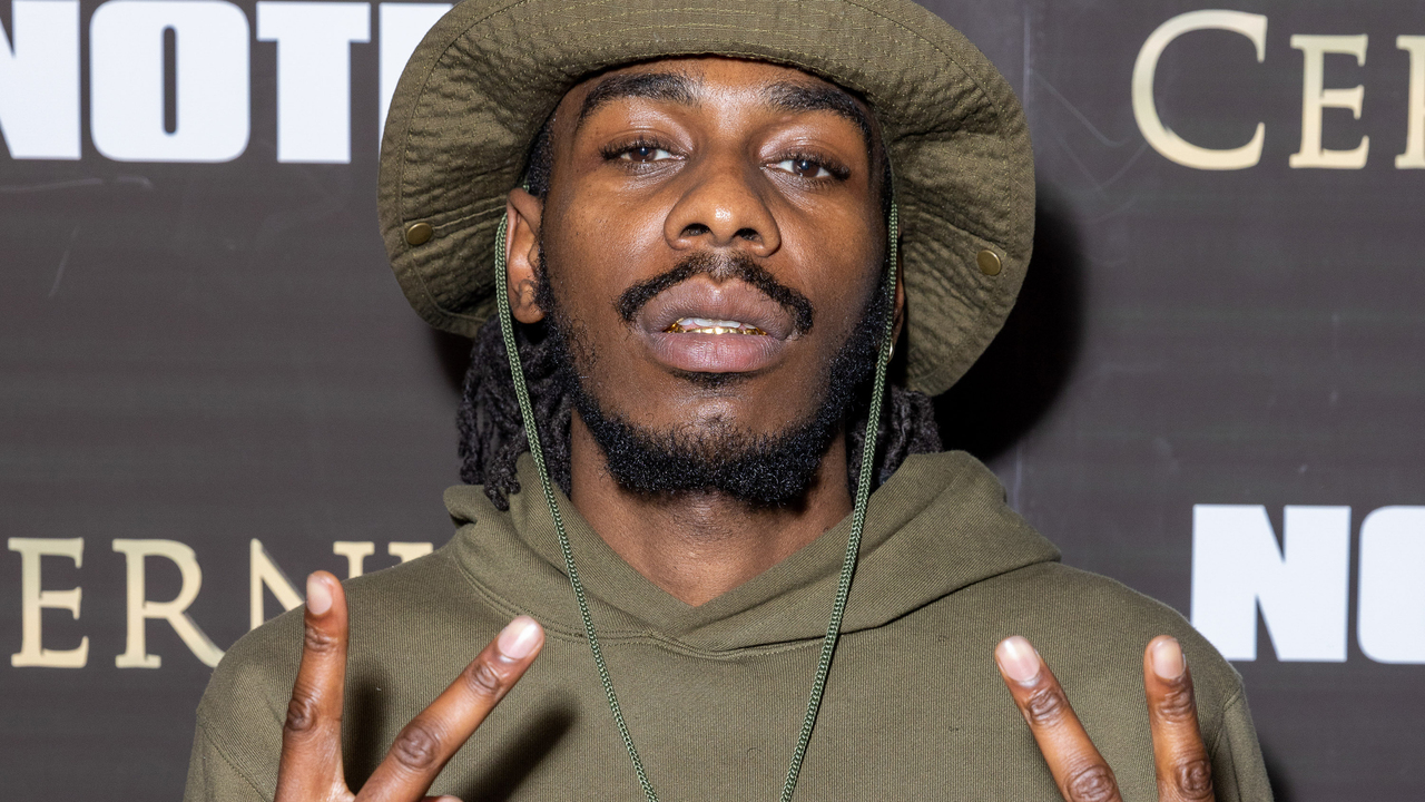 И поэтому я здесь: рэпер Knucks анонсировал документальный фильм о себе ...