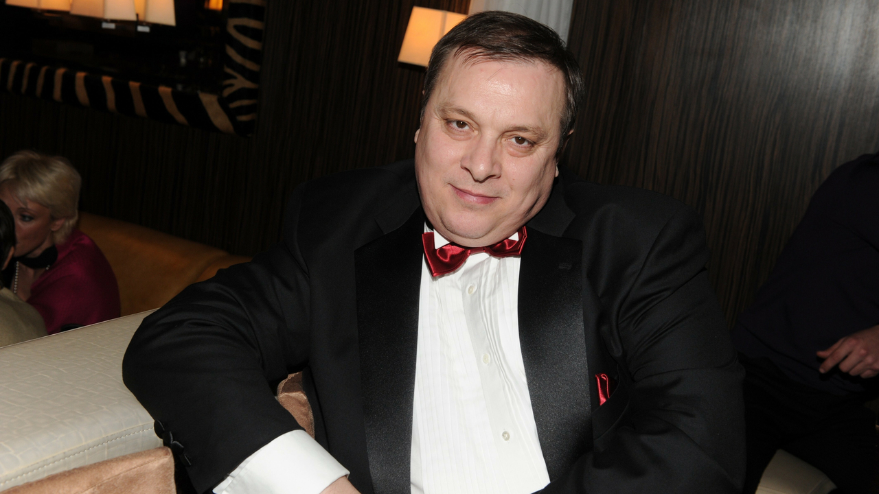 Продюсер Андрей Разин купил билет на выступление своего американского ...