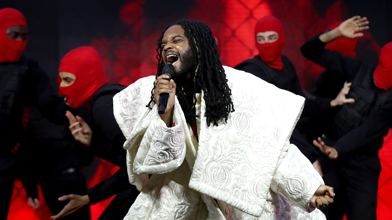 Рэпер Genesis Owusu анонсировал альбом Struggler - Звук