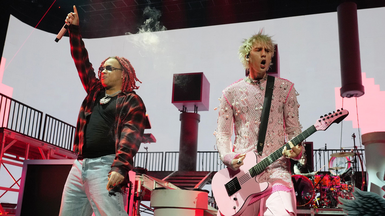 Рэперы Machine Gun Kelly и Trippie Redd представили сингл lost boys - Звук